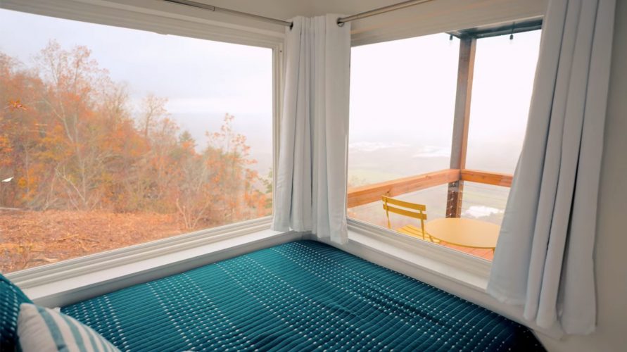 Tiny BNB: Cliff’s Edge Container Homes – Handrails Portland Oregon